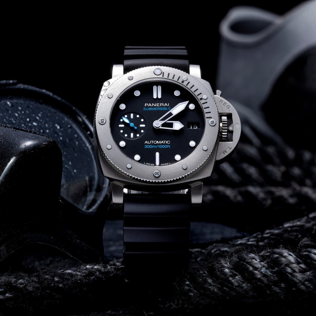 Panerai Submersible PAM 2973 Automatic | US Panerai Official Website