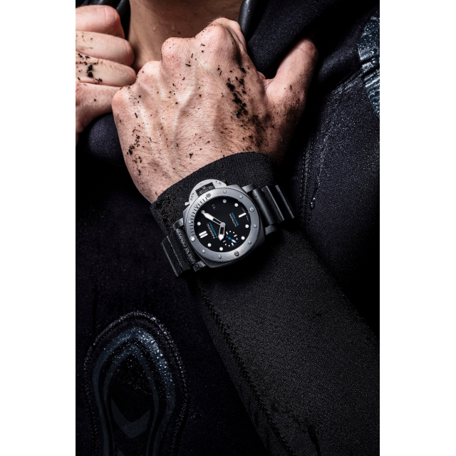 Panerai Submersible PAM 2973 Automatic | US Panerai Official Website