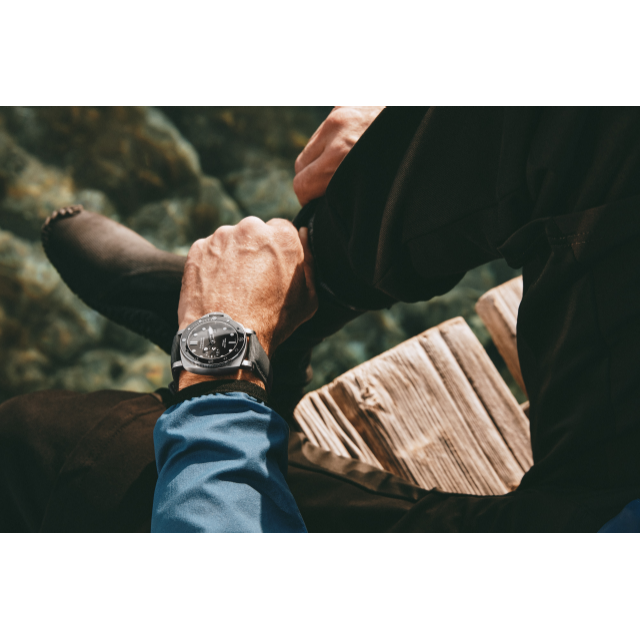 Panerai Submersible QuarantaQuattro Grigio Roccia PAM 1288 44mm ...